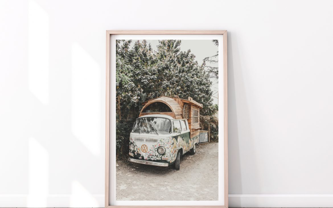 Van print, printable wall art, green retro van - Tel Aviv City Ladies